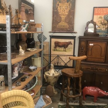 THE RED COLLECTION - Updated December 2025 - 13 Photos & 41 Reviews - 1411 Mill St, Greensboro ...