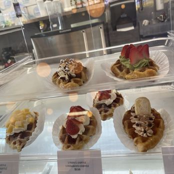 FLY ME TO THE MOON - Updated October 2025 - 191 Photos & 58 Reviews ...