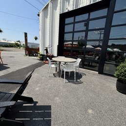 APRÈS - Updated July 2025 - 162 Photos & 51 Reviews - 148 Anderson St ...