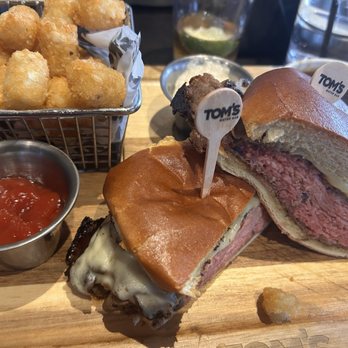 TOM’S WATCH BAR - Updated April 2025 - 112 Photos & 106 Reviews - 1250 ...