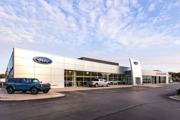 BERGSTROM FORD OF GREEN BAY - Updated January 2026 - 21 Photos & 41 ...
