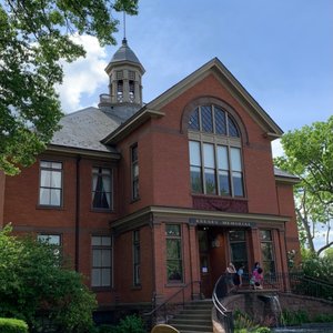 BROAD BROOK OPERA HOUSE - Updated December 2024 - 14 Photos - 107 Main St, Broad Brook ...