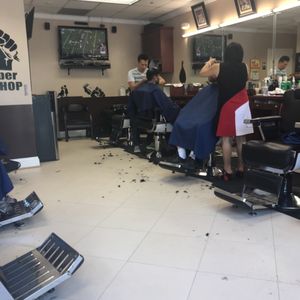 NP BARBER SHOP - 13 Photos & 60 Reviews - Barbers - 1436 N Point ...