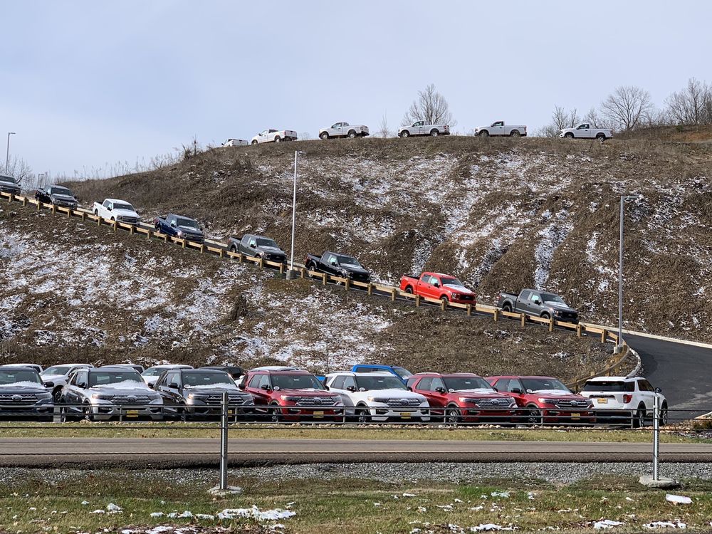 FRIENDSHIP FORD - 10 Photos & 18 Reviews - 3192 West State St, Bristol ...