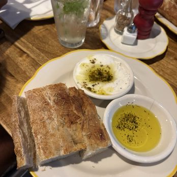 MANO BELLA - SOUTHPARK - Updated December 2025 - 193 Photos & 96 ...