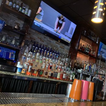 DT’S TAVERN - Updated December 2025 - 20 Photos & 30 Reviews - 100 E ...