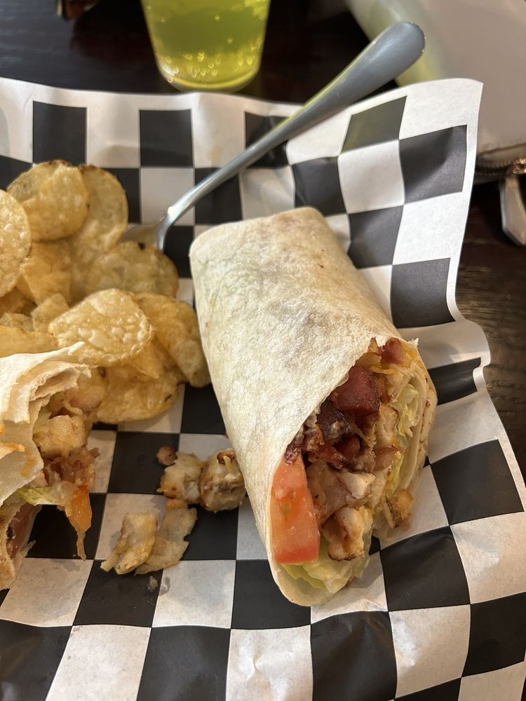 THE TABLE ON FULTON - Updated August 2024 - 206 N Fulton St, Wauseon ...