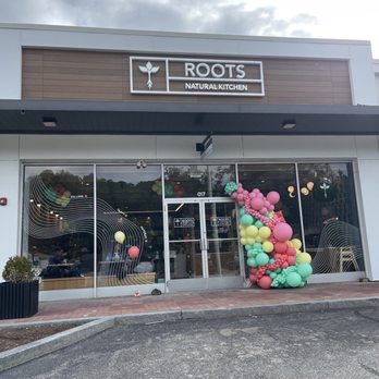 ROOTS NATURAL KITCHEN - Updated December 2025 - 14 Photos & 16 Reviews ...