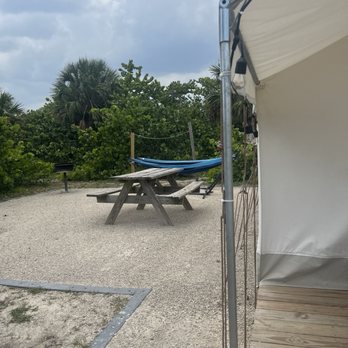 TIMBERLINE GLAMPING JUPITER - Updated May 2024 - 16450 SE Federal Hwy ...