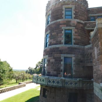 LAMBERT TOWER - Updated December 2025 - 25 Photos - Lambert Castle ...