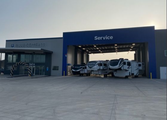 BLUE COMPASS RV - TYLER - Updated December 2025 - 17 Photos & 21 ...