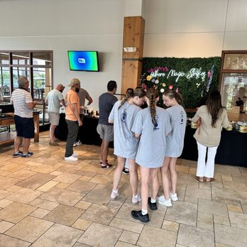 PINSTRIPES - Updated July 2025 - 571 Photos & 442 Reviews - 3849 ...