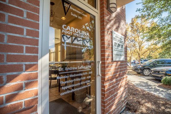 CAROLINA FOOT & ANKLE SPECIALISTS: ANDREW SAFFER, DPM - Updated October ...
