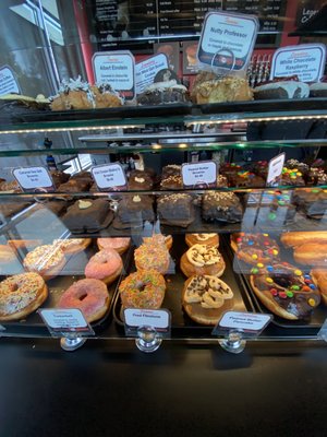 LEGENDARY DOUGHNUTS - Updated November 2025 - 248 Photos & 209 Reviews ...