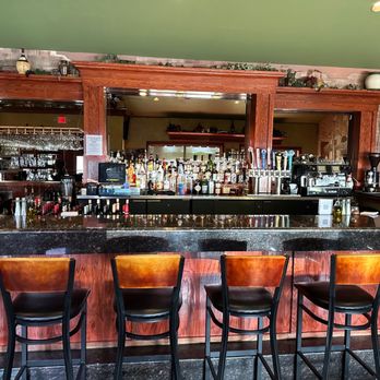 LEONARDO’S ITALIAN GRILLE - Updated August 2024 - 290 Photos & 425 ...