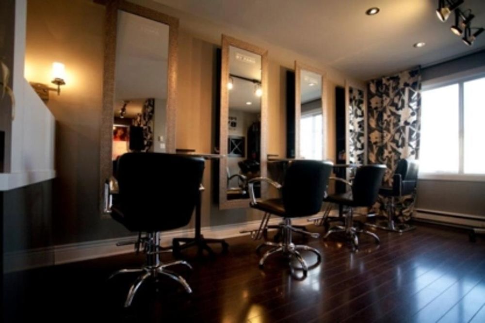 JASON SKOLAR - Updated December 2024 - 15 Photos - 35 Rue Saint-Pierre ...