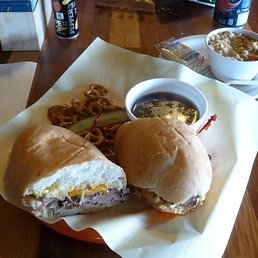 Smacky’s On Broadway - Cheap - Sandwiches - Updated June 2025 - 146 ...