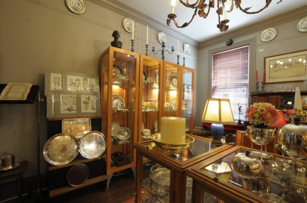 FRANK MILWEE - ANTIQUES - Updated December 2025 - 23 Reviews - 2912 M ...