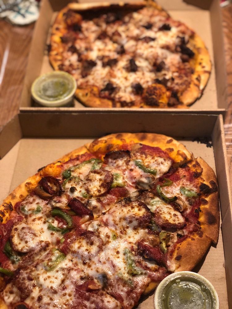 FOOTBALL PIZZA - 95 Photos & 196 Reviews - 2339 Central Ave NE ...