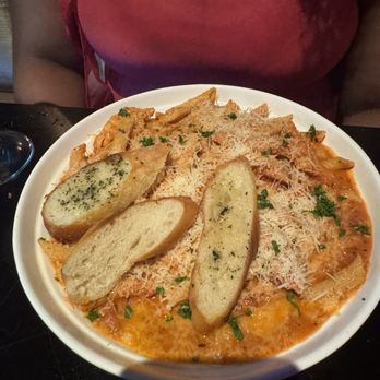 ROSE TAPAS - Updated June 2025 - 102 Photos & 40 Reviews - 387 Chelsea ...