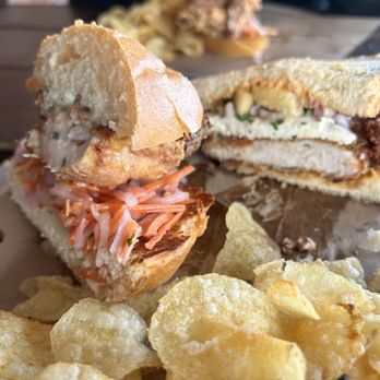 BREAD & CIRCUS SANDWICH KITCHEN - Updated December 2025 - 308 Photos ...