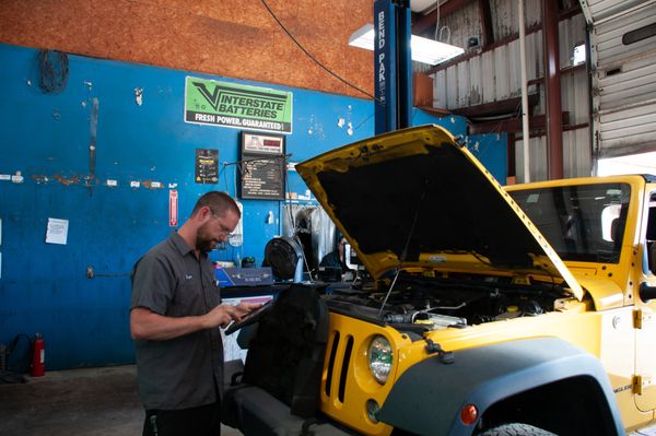 RAY’S TIRE & AUTO REPAIR - Updated November 2025 - 72 Photos & 79 ...