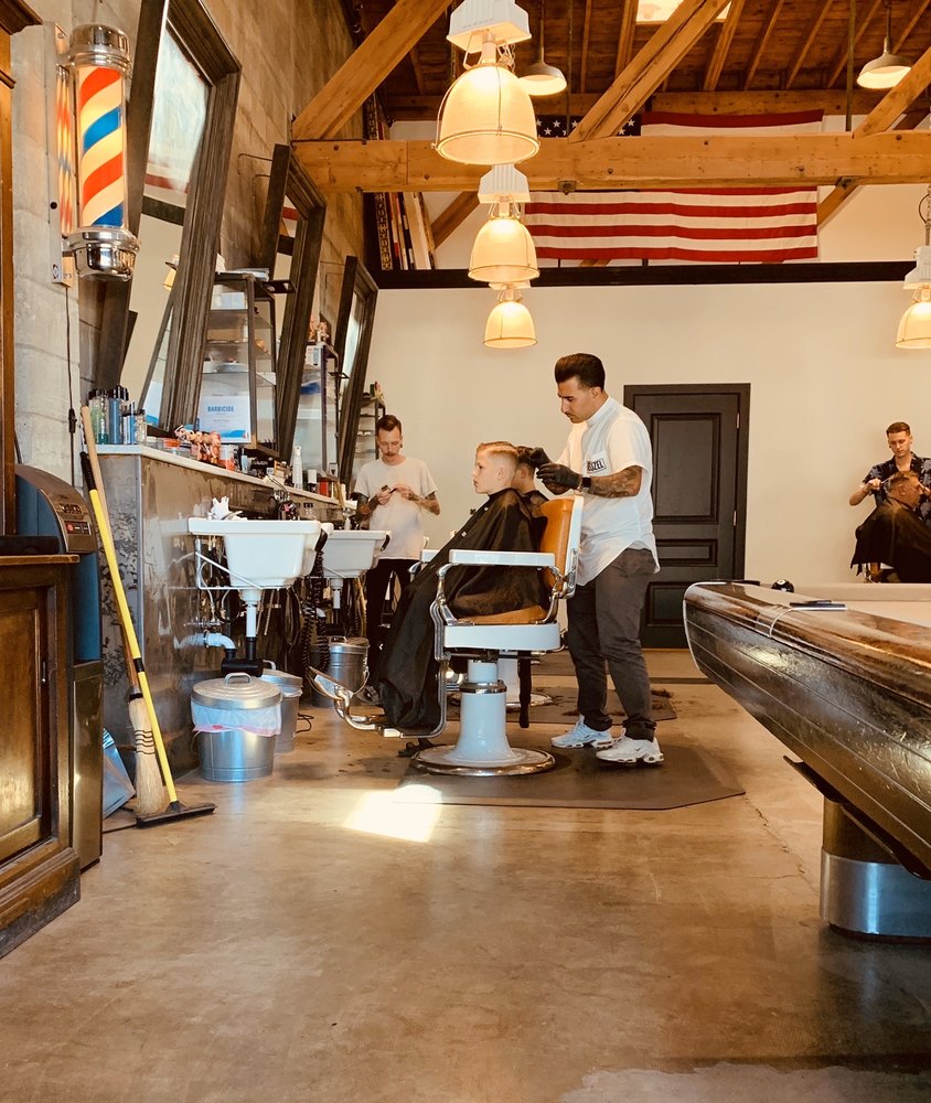 BULWARK BARBER - Updated July 2024 - 56 Reviews - 504 E Lakeside Ave ...