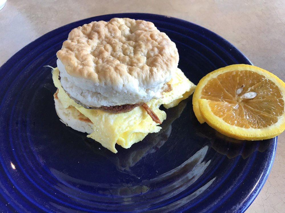 ZIP’S DRIVE IN SUNCREST - 17 Photos & 30 Reviews - 5919 Hwy 291, Nine ...