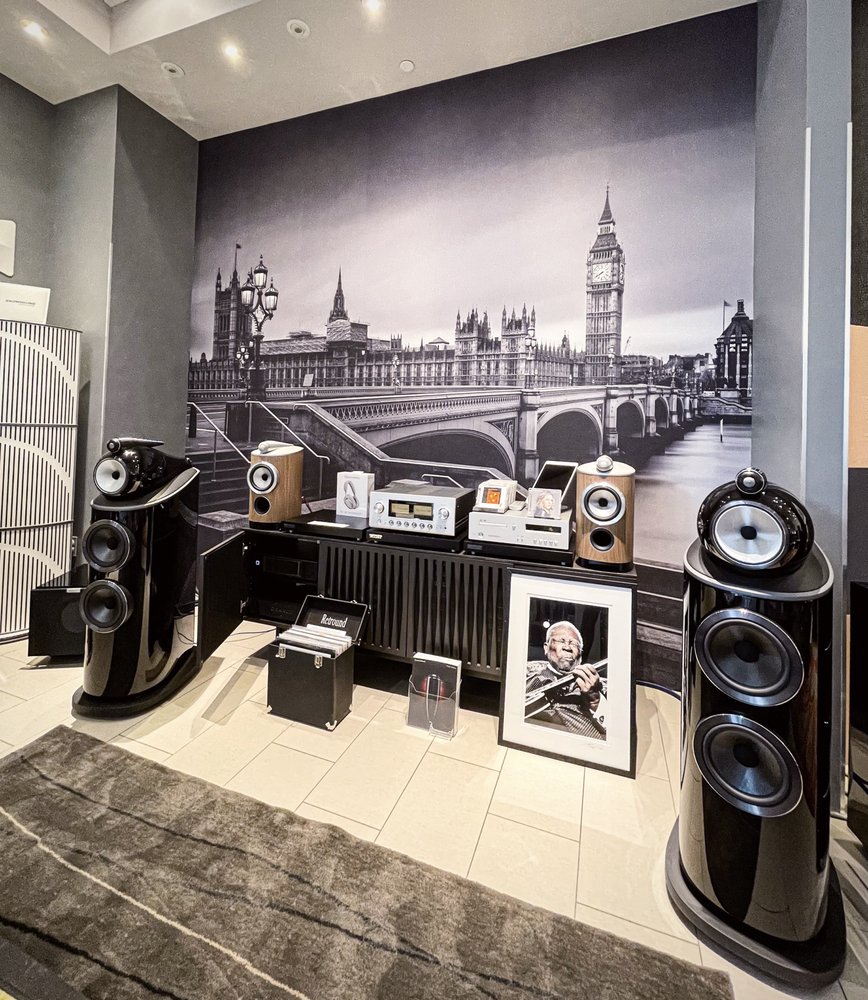 AV LUXURY GROUP - Updated May 2026 - 28 Photos - 2130 Park Centre Dr ...