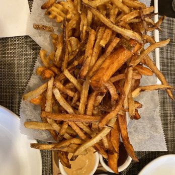 ELEAZAR STEAKHOUSE - Updated December 2024 - 112 Photos & 58 Reviews ...