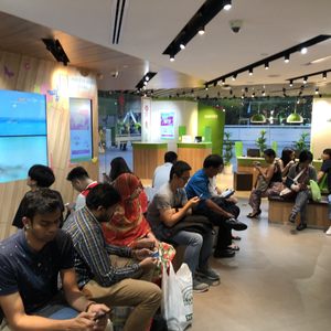 M1 CUSTOMER SERVICE CENTRE - Updated December 2025 - 290 Orchard Rd ...