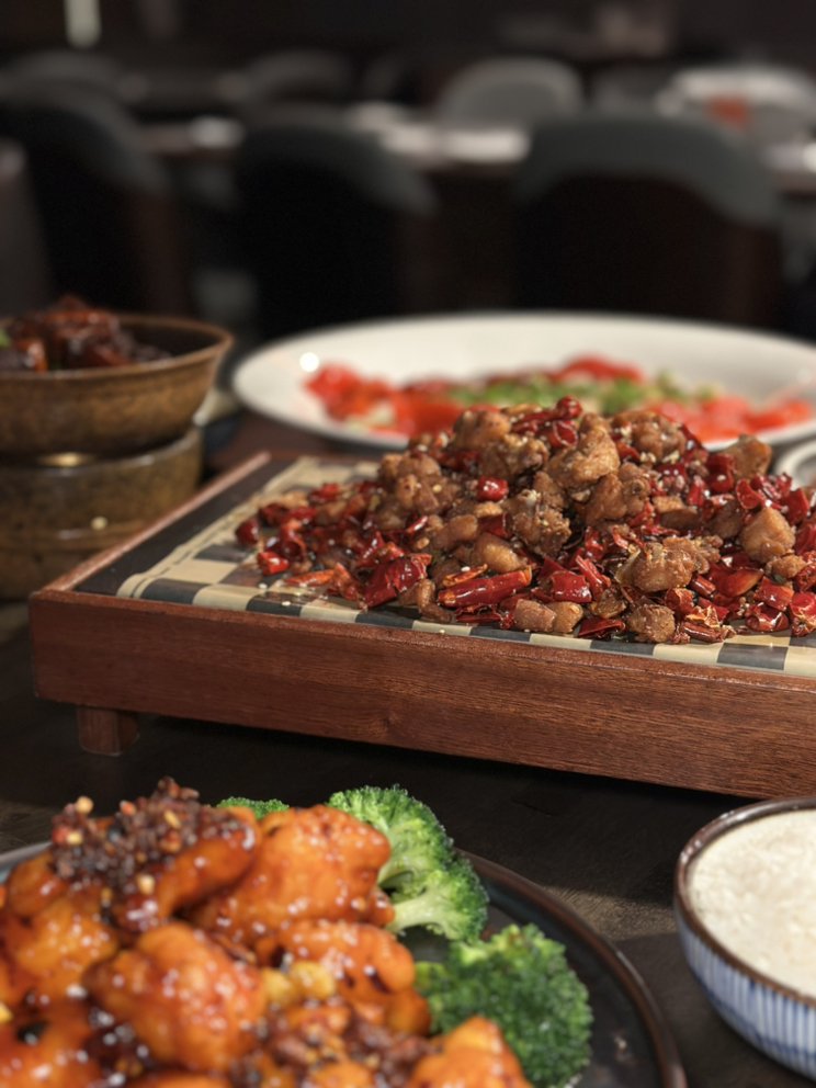 CHI RESTAURANT & BAR - Updated May 2024 - 542 Photos & 173 Reviews ...