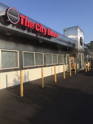 THE CITY DINER - 32 Photos & 51 Reviews - 5109 Memphis Ave, Cleveland ...