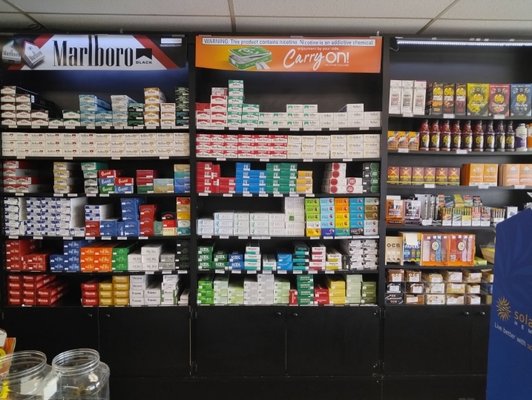 SMOKER FRIENDLY - Updated January 2026 - 22 Photos - 813 W Newton ...