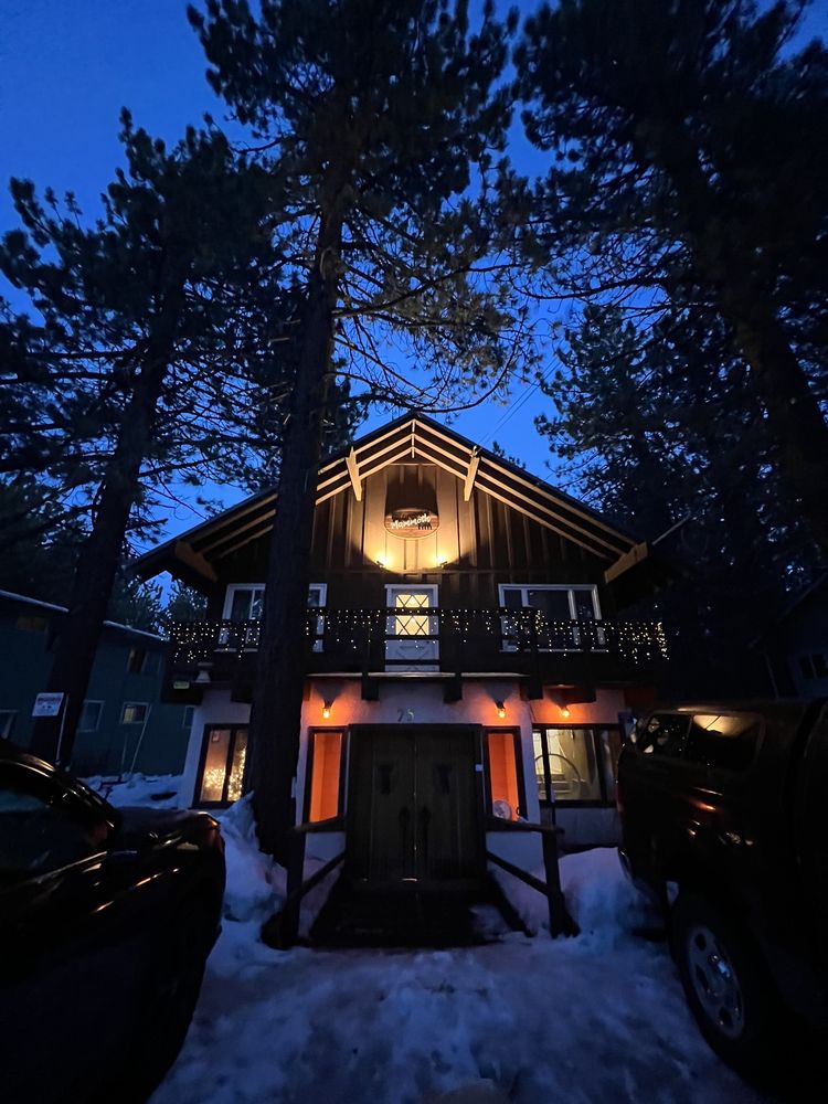 THE MAMMOTH INN - Updated December 2024 - 72 Photos & 47 Reviews - 75 ...