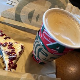 STARBUCKS - Updated October 2025 - 82 Photos & 107 Reviews - 180 148th ...