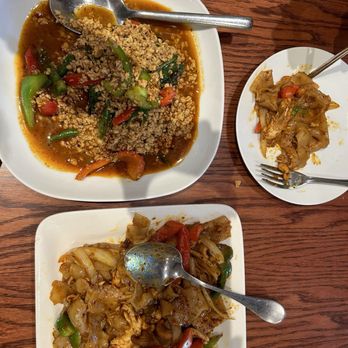 SIAM HOUSE THAI RESTAURANT - Updated March 2025 - 250 Photos & 592 ...