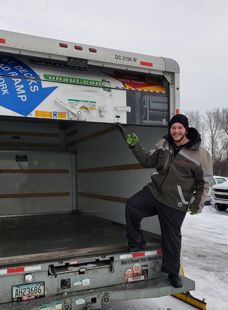 U-HAUL - Updated January 2026 - 18 Photos - 1911 S Dort Hwy, Flint ...