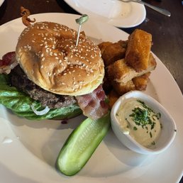 MARLOW’S TAVERN - Updated November 2025 - 335 Photos & 358 Reviews ...