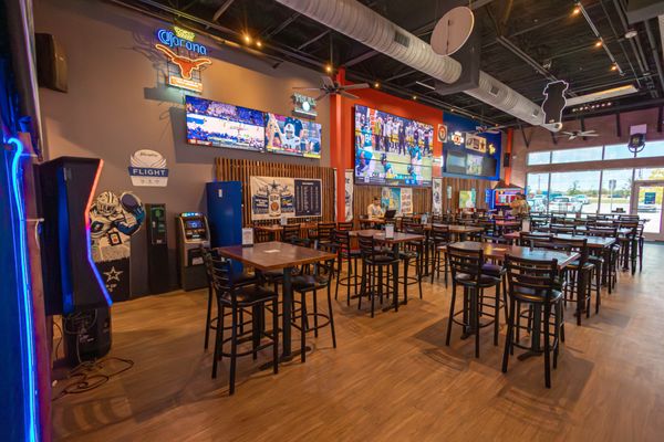 MVPS BAR & GRILL - Updated April 2026 - 40 Photos & 19 Reviews - 12255 ...