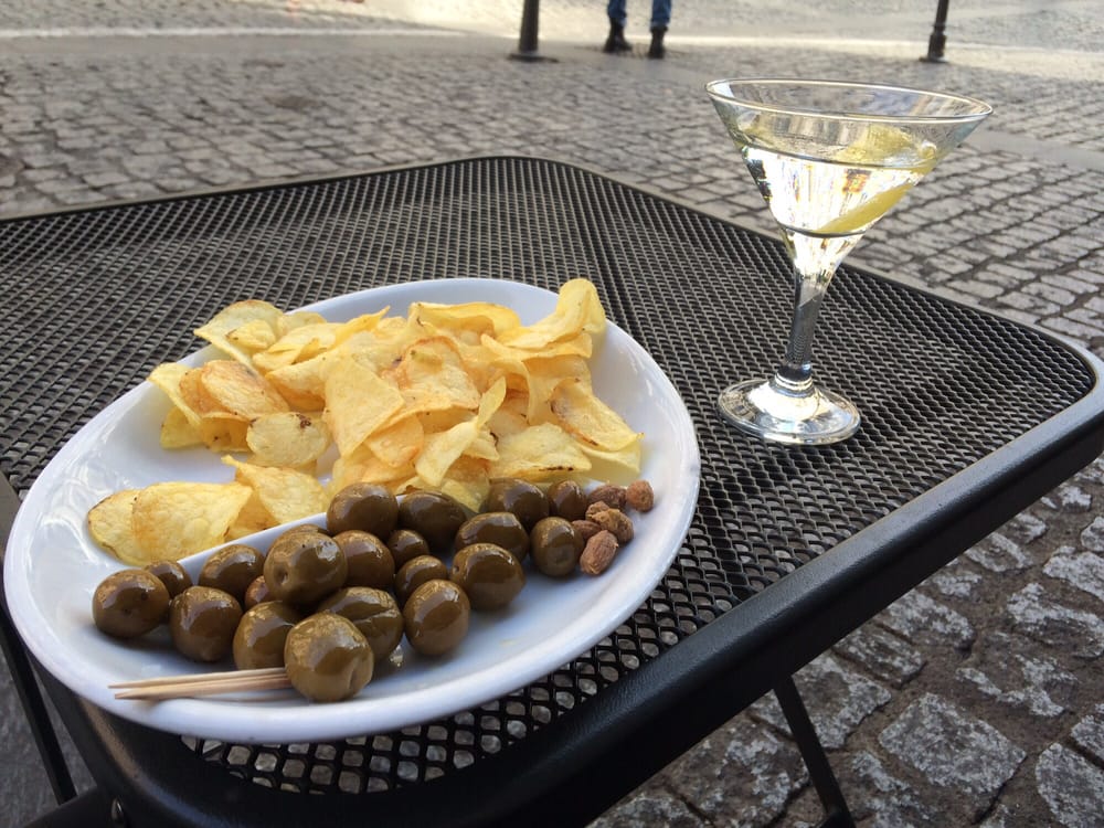 RADETZKY CAFÉ - 14 Photos & 21 Reviews - Corso Garibaldi 105, Milano ...