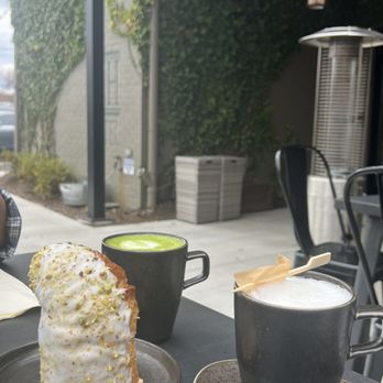 GODFREY’S BAKERY AND CAFE - Updated July 2024 - 471 Photos & 170 ...