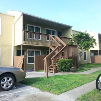 SHADOW BAY APARTMENTS - Updated October 2025 - 18 Photos - 1700 Baywood ...