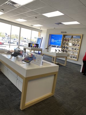 XFINITY STORE BY COMCAST BRANDED PARTNER - Updated November 2025 - 12 ...