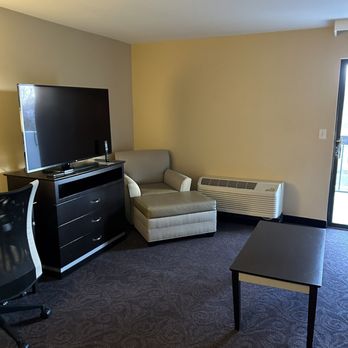 THE STRATHALLAN ROCHESTER HOTEL & SPA - A DOUBLETREE BY HILTON ...