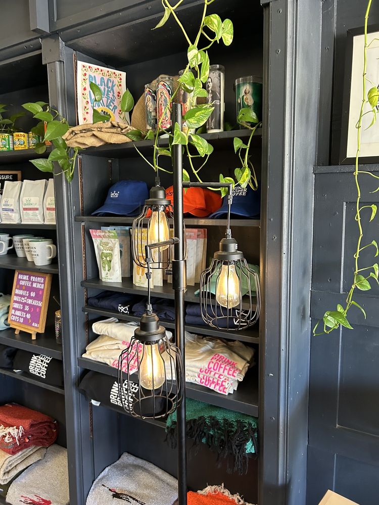 QUEEN CUP COFFEE - Updated February 2026 - 200 Photos & 93 Reviews ...