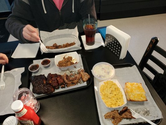 HONEST ABE’S BARBECUE - Updated October 2025 - 13 Reviews - 1919 ...