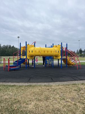 CIRQUE PARK - Updated May 2025 - 14 Photos - 7408-7420 Cirque Dr W ...