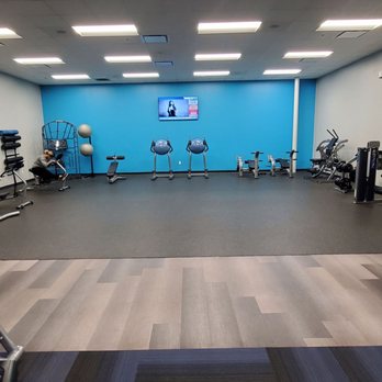CLUB4 FITNESS - Updated November 2025 - 36 Photos & 20 Reviews - 3930 ...