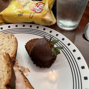 THE CHOCOLATE COVERED STRAWBERRY - 147 Photos & 111 Reviews - 2375 ...